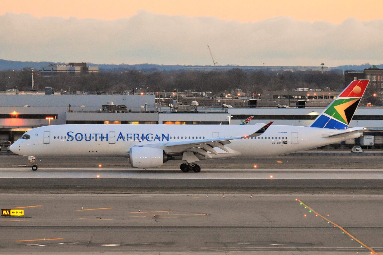 Airbus 320 Type Rating Courses | Airbus 320 Training at GetWings